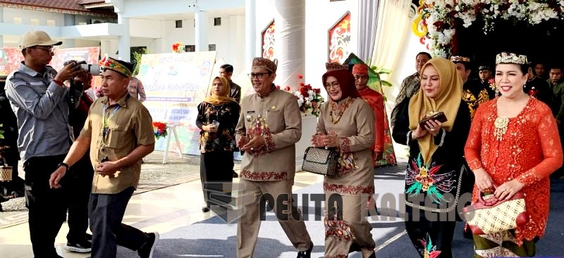 Pj Bupati Indra Gunawan Hadiri Upacara Hari Jadi ke 23 Kabupaten Murung ...